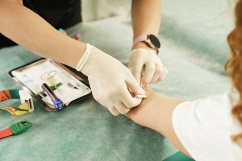 Choosing a Phlebotomy Trainer That Fits Your Healthcare Career Goals